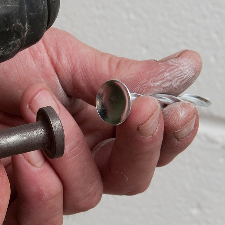 Mechanical Fixings for Insulated Plasterboard - Thor Helical | Wall ...